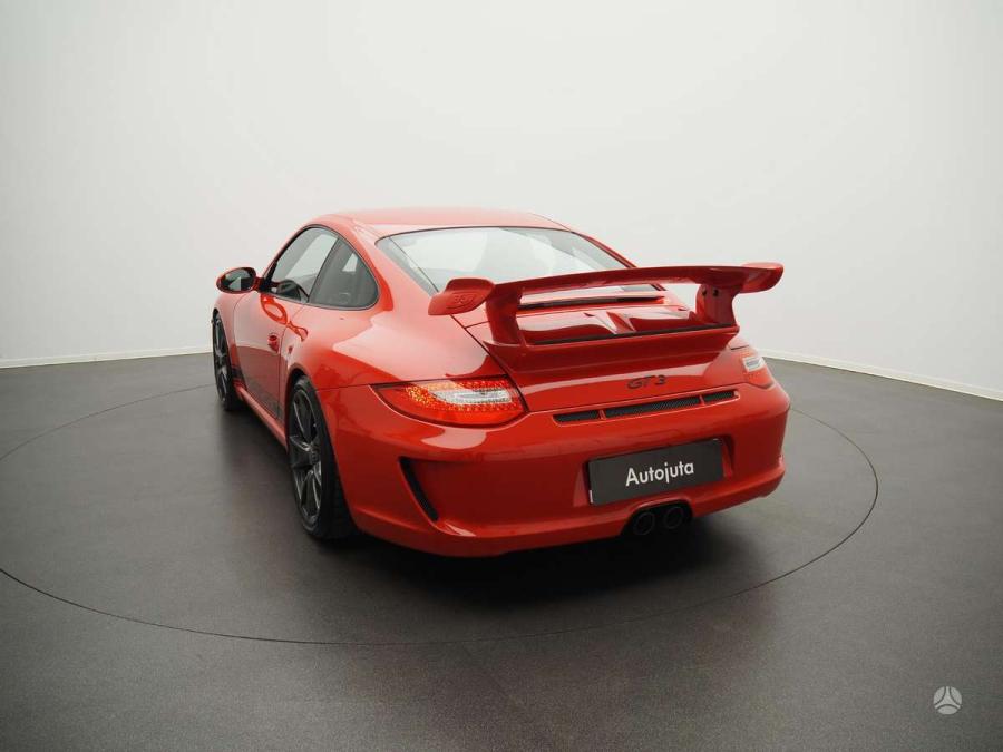 Red Porsche 911 2009 in Vilnius, with an engine capacity of 3.80 L and mileage of 48 thousand km for 157000 €, photo 6 on AUTOMOTO.COM.LV
