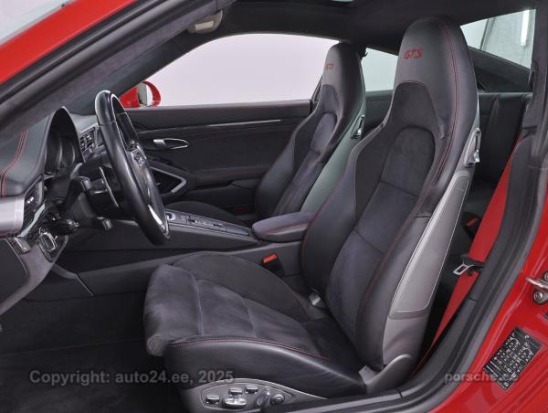Sarkans Porsche 911 2017 Tallina, ar dzinēja tilpumu 3.00 L un nobraukumu 136 tūkst. km par 109000 €, foto 11 vietnē AUTOMOTO.COM.LV