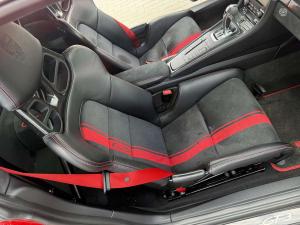 Red Porsche 911 2017 in Panevezys, with an engine capacity of 4.00 L and mileage of 22 thousand km for 157900 €, photo 9 on AUTOMOTO.COM.LV