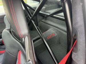 Red Porsche 911 2017 in Panevezys, with an engine capacity of 4.00 L and mileage of 22 thousand km for 157900 €, photo 15 on AUTOMOTO.COM.LV
