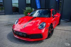 Красный Порше 911 2020 в Каунас, объемом двигателя 3.00 л и пробегом 60 тыс. км за 109950 €, фото 6 на AUTOMOTO.COM.LV