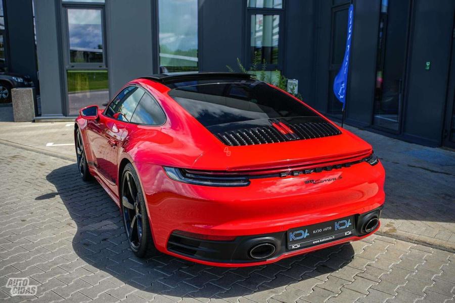 Красный Порше 911 2020 в Каунас, объемом двигателя 3.00 л и пробегом 60 тыс. км за 109950 €, фото 13 на AUTOMOTO.COM.LV