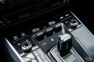 Красный Порше 911 2020 в Каунас, объемом двигателя 3.00 л и пробегом 60 тыс. км за 109950 €, фото 26 на AUTOMOTO.COM.LV