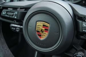 Красный Порше 911 2020 в Каунас, объемом двигателя 3.00 л и пробегом 60 тыс. км за 109950 €, фото 34 на AUTOMOTO.COM.LV