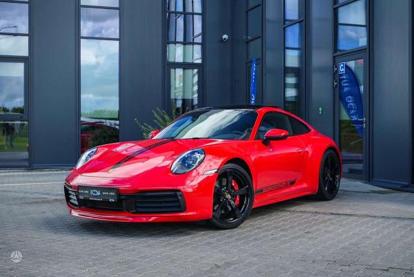 Sarkans Porsche 911 2020 Kauņa, ar dzinēja tilpumu 2.98 L un nobraukumu 60 tūkst. km par 104950 €, foto 2 vietnē AUTOMOTO.COM.LV