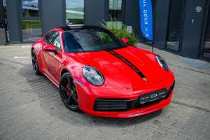 Sarkans Porsche 911 2020 Kauņa, ar dzinēja tilpumu 2.98 L un nobraukumu 60 tūkst. km par 104950 €, foto 4 vietnē AUTOMOTO.COM.LV