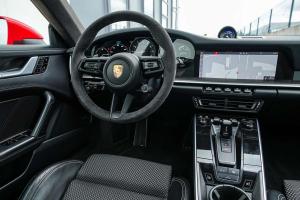 Sarkans Porsche 911 2020 Kauņa, ar dzinēja tilpumu 2.98 L un nobraukumu 60 tūkst. km par 104950 €, foto 19 vietnē AUTOMOTO.COM.LV