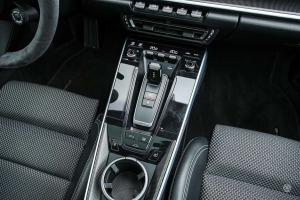 Sarkans Porsche 911 2020 Kauņa, ar dzinēja tilpumu 2.98 L un nobraukumu 60 tūkst. km par 104950 €, foto 24 vietnē AUTOMOTO.COM.LV