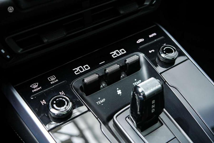 Sarkans Porsche 911 2020 Kauņa, ar dzinēja tilpumu 2.98 L un nobraukumu 60 tūkst. km par 104950 €, foto 26 vietnē AUTOMOTO.COM.LV