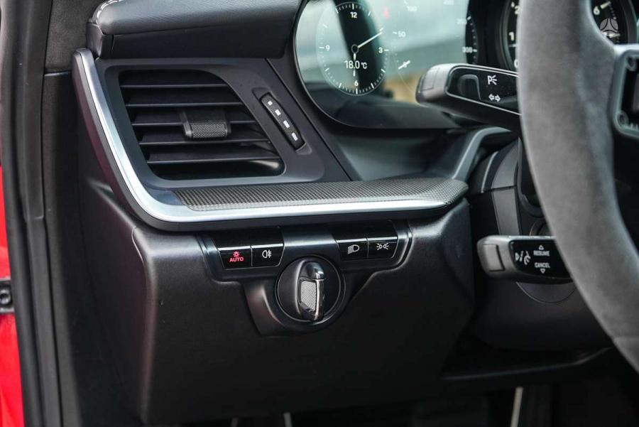 Sarkans Porsche 911 2020 Kauņa, ar dzinēja tilpumu 2.98 L un nobraukumu 60 tūkst. km par 104950 €, foto 35 vietnē AUTOMOTO.COM.LV