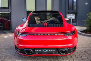 Red Porsche 911 2020 in Kaunas, with an engine capacity of 2.98 L and mileage of 86 thousand km for 89950 €, photo 15 on AUTOMOTO.COM.LV
