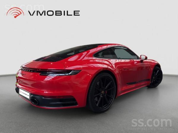 Красный Порше 911 2021 в Рига, объемом двигателя 3.00 л и пробегом 27 тыс. км за 132300 €, фото 2 на AUTOMOTO.COM.LV
