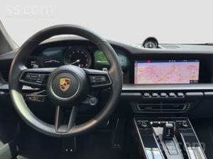 Sarkans Porsche 911 2021 Rīga, ar dzinēja tilpumu 3.00 L un nobraukumu 27 tūkst. km par 132300 €, foto 7 vietnē AUTOMOTO.COM.LV