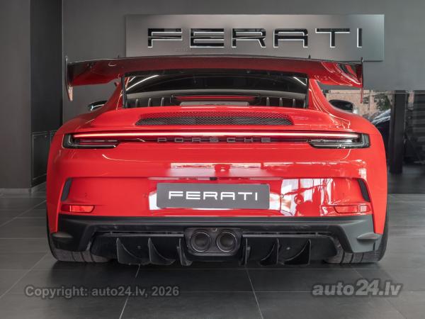 Sarkans Porsche 911 2023 Tallina, ar dzinēja tilpumu 4.00 L un nobraukumu 27 tūkst. km par 235900 €, foto 4 vietnē AUTOMOTO.COM.LV