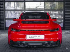 Sarkans Porsche 911 2023 Viļņa, ar dzinēja tilpumu 2.98 L un nobraukumu 17 tūkst. km par 149911 €, foto 5 vietnē AUTOMOTO.COM.LV