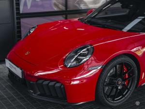 Sarkans Porsche 911 2024 Viļņa, ar dzinēja tilpumu 3.59 L un nobraukumu 12 tūkst. km par 189911 €, foto 11 vietnē AUTOMOTO.COM.LV