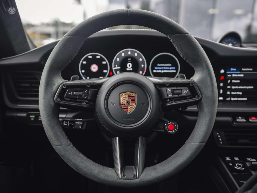 Sarkans Porsche 911 2024 Viļņa, ar dzinēja tilpumu 3.59 L un nobraukumu 12 tūkst. km par 189911 €, foto 22 vietnē AUTOMOTO.COM.LV