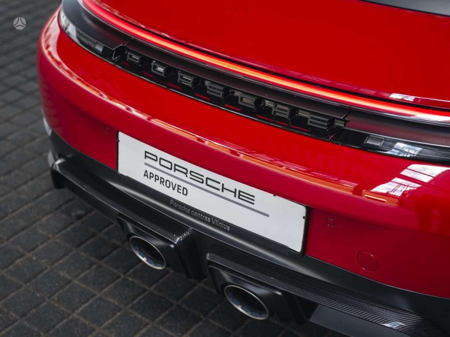Sarkans Porsche 911 2024 Viļņa, ar dzinēja tilpumu 3.59 L un nobraukumu 12 tūkst. km par 189911 €, foto 36 vietnē AUTOMOTO.COM.LV