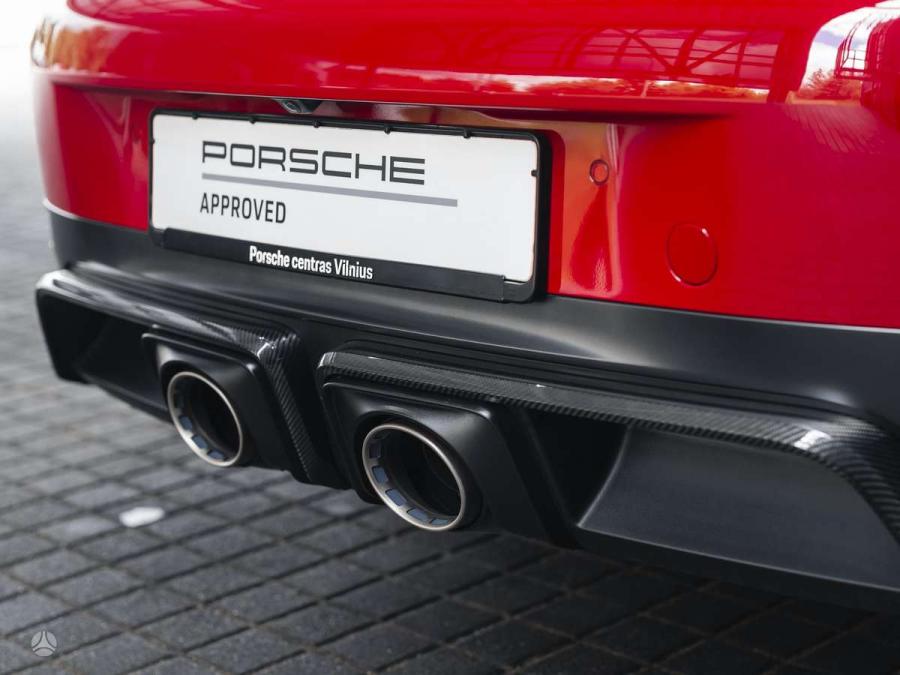 Sarkans Porsche 911 2024 Viļņa, ar dzinēja tilpumu 3.59 L un nobraukumu 12 tūkst. km par 189911 €, foto 37 vietnē AUTOMOTO.COM.LV
