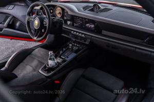 Red Porsche 911 2024 in Tallinn, with an engine capacity of 3.00 L and mileage of 37 thousand km for 145000 €, photo 31 on AUTOMOTO.COM.LV