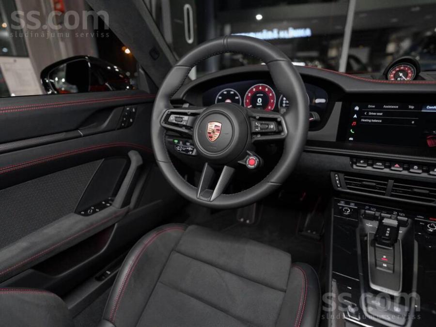 Sarkans Porsche 911 2026 Rīga, ar dzinēja tilpumu 3.60 L un nobraukumu 6 tūkst. km par 195900 €, foto 6 vietnē AUTOMOTO.COM.LV