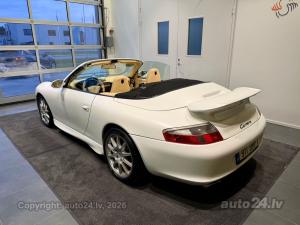 Balts Porsche 911 2002 Pērnava, ar dzinēja tilpumu 3.60 L un nobraukumu 58 tūkst. km par 39900 €, foto 4 vietnē AUTOMOTO.COM.LV