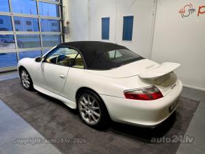 Balts Porsche 911 2002 Pērnava, ar dzinēja tilpumu 3.60 L un nobraukumu 58 tūkst. km par 39900 €, foto 13 vietnē AUTOMOTO.COM.LV