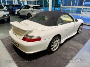 Balts Porsche 911 2002 Pērnava, ar dzinēja tilpumu 3.60 L un nobraukumu 58 tūkst. km par 39900 €, foto 14 vietnē AUTOMOTO.COM.LV
