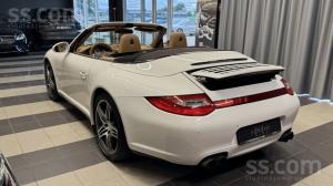 White Porsche 911 2009 in Riga, with an engine capacity of 3.80 L and mileage of 111 thousand km for 66990 €, photo 9 on AUTOMOTO.COM.LV
