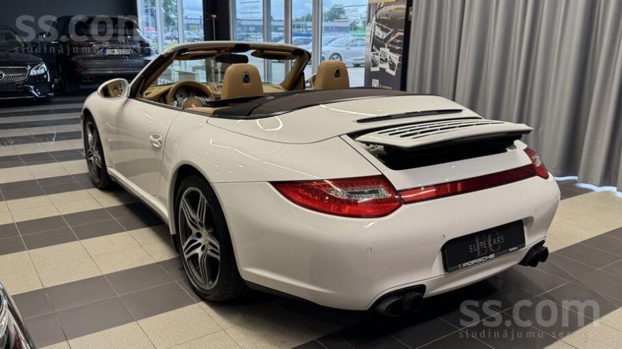 White Porsche 911 2009 in Riga, with an engine capacity of 3.80 L and mileage of 111 thousand km for 66990 €, photo 9 on AUTOMOTO.COM.LV