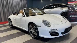 Белый Порше 911 2009 в Рига, объемом двигателя 3.80 л и пробегом 111 тыс. км за 66990 €, фото 4 на AUTOMOTO.COM.LV