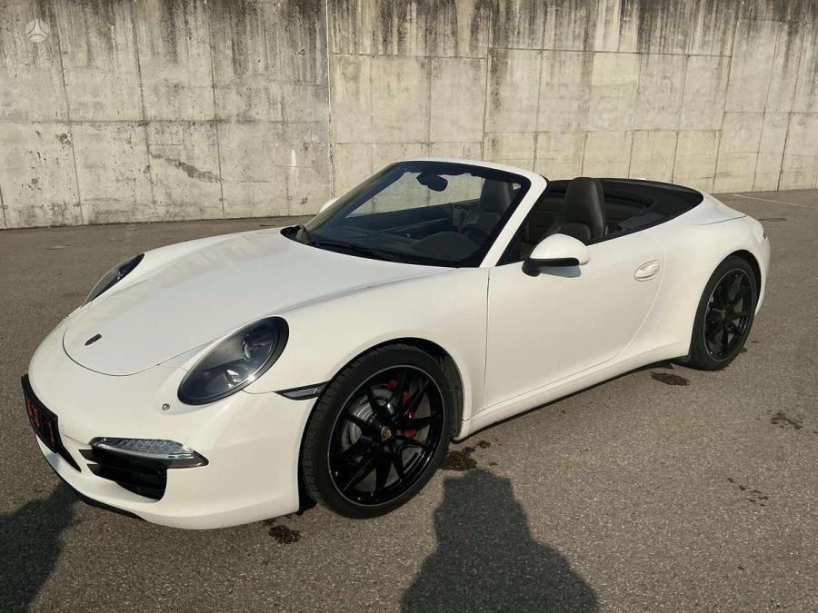 Balts Porsche 911 2012 Viļņa, ar dzinēja tilpumu 3.44 L un nobraukumu 135 tūkst. km par 55000 €, foto 1 vietnē AUTOMOTO.COM.LV