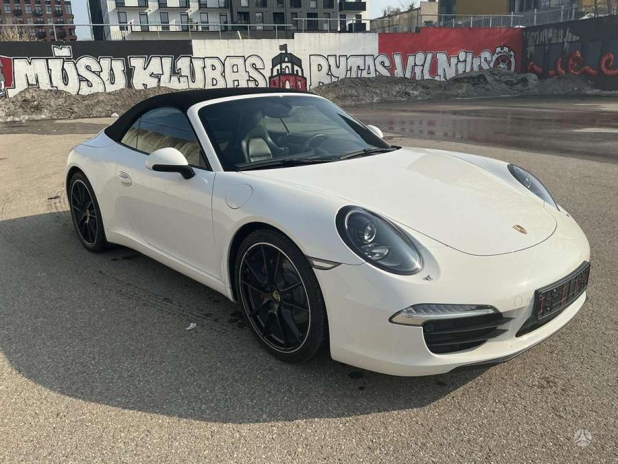 Balts Porsche 911 2012 Viļņa, ar dzinēja tilpumu 3.44 L un nobraukumu 135 tūkst. km par 55000 €, foto 7 vietnē AUTOMOTO.COM.LV