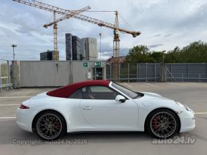 Balts Porsche 911 2013 Tallina, ar dzinēja tilpumu 3.80 L un nobraukumu 70 tūkst. km par 89900 €, foto  vietnē AUTOMOTO.COM.LV