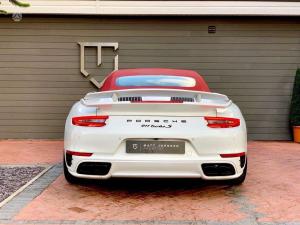 White Porsche 911 2016 in Kaunas, with an engine capacity of 3.80 L and mileage of 18 thousand km for 120000 €, photo 14 on AUTOMOTO.COM.LV