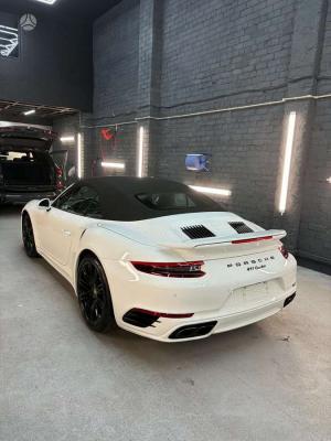 Balts Porsche 911 2016 Panevēža, ar dzinēja tilpumu 3.80 L un nobraukumu 66 tūkst. km par 124999 €, foto 6 vietnē AUTOMOTO.COM.LV