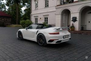 Balts Porsche 911 2016 Panevēža, ar dzinēja tilpumu 3.80 L un nobraukumu 67 tūkst. km par 114900 €, foto 9 vietnē AUTOMOTO.COM.LV