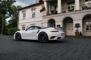 Balts Porsche 911 2016 Panevēža, ar dzinēja tilpumu 3.80 L un nobraukumu 67 tūkst. km par 114900 €, foto 10 vietnē AUTOMOTO.COM.LV