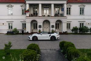 Balts Porsche 911 2016 Panevēža, ar dzinēja tilpumu 3.80 L un nobraukumu 67 tūkst. km par 114900 €, foto 13 vietnē AUTOMOTO.COM.LV