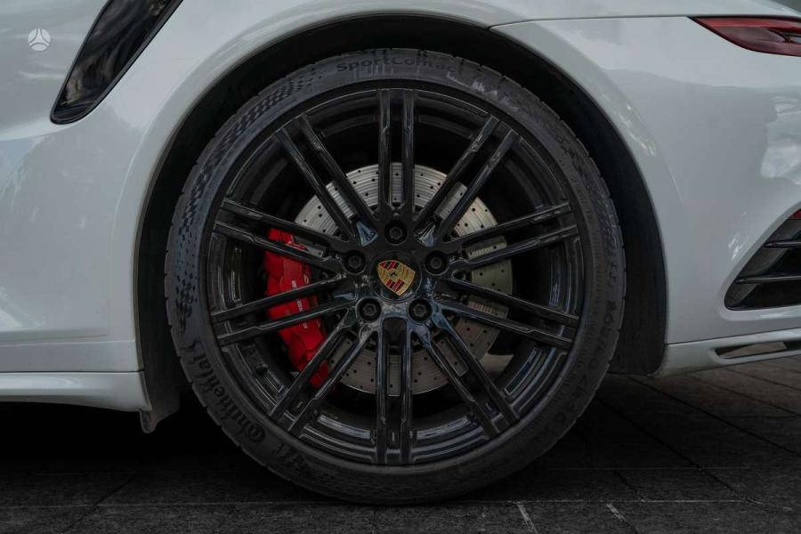 Balts Porsche 911 2016 Panevēža, ar dzinēja tilpumu 3.80 L un nobraukumu 67 tūkst. km par 114900 €, foto 15 vietnē AUTOMOTO.COM.LV