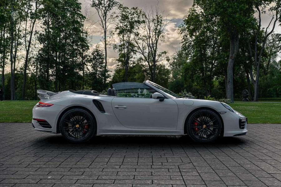 Balts Porsche 911 2016 Panevēža, ar dzinēja tilpumu 3.80 L un nobraukumu 67 tūkst. km par 114900 €, foto 19 vietnē AUTOMOTO.COM.LV