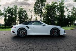 Balts Porsche 911 2016 Panevēža, ar dzinēja tilpumu 3.80 L un nobraukumu 67 tūkst. km par 114900 €, foto 21 vietnē AUTOMOTO.COM.LV