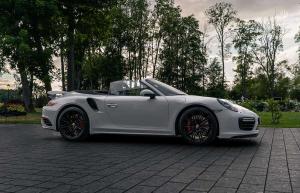 Balts Porsche 911 2016 Panevēža, ar dzinēja tilpumu 3.80 L un nobraukumu 67 tūkst. km par 114900 €, foto 24 vietnē AUTOMOTO.COM.LV
