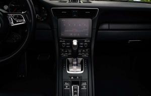 Balts Porsche 911 2016 Panevēža, ar dzinēja tilpumu 3.80 L un nobraukumu 67 tūkst. km par 114900 €, foto 34 vietnē AUTOMOTO.COM.LV