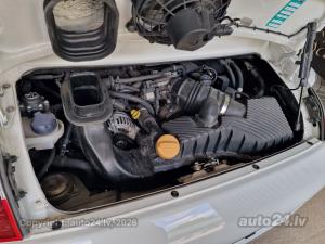 White Porsche 911 1998 in Tallinn, with an engine capacity of 3.40 L and mileage of 181 thousand km for 35000 €, photo 26 on AUTOMOTO.COM.LV