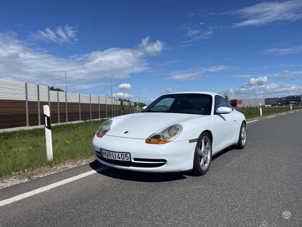 White Porsche 911 1999 in Kaunas, with an engine capacity of 3.39 L and mileage of 176 thousand km for 29000 €, photo 1 on AUTOMOTO.COM.LV