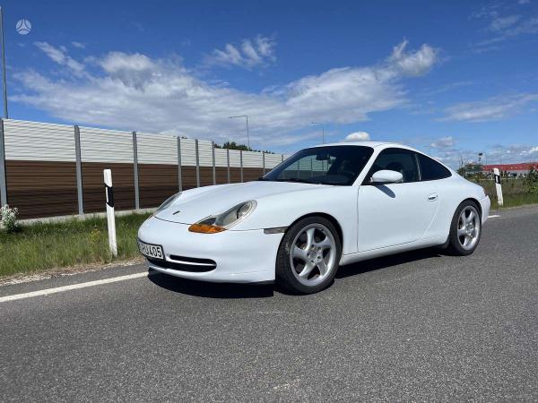 White Porsche 911 1999 in Kaunas, with an engine capacity of 3.39 L and mileage of 176 thousand km for 29000 €, photo 5 on AUTOMOTO.COM.LV