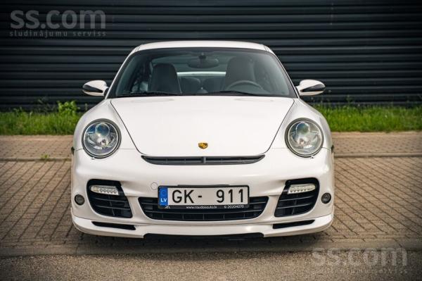 White Porsche 911 2007 in Riga, with an engine capacity of 3.60 L and mileage of 55 thousand km for 84990 €, photo 2 on AUTOMOTO.COM.LV