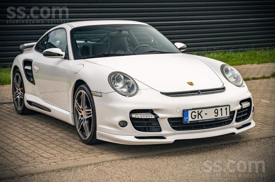 Balts Porsche 911 2007 Rīga, ar dzinēja tilpumu 3.60 L un nobraukumu 55 tūkst. km par 84990 €, foto 4 vietnē AUTOMOTO.COM.LV