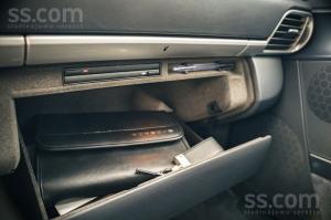 Balts Porsche 911 2007 Rīga, ar dzinēja tilpumu 3.60 L un nobraukumu 55 tūkst. km par 84990 €, foto 24 vietnē AUTOMOTO.COM.LV